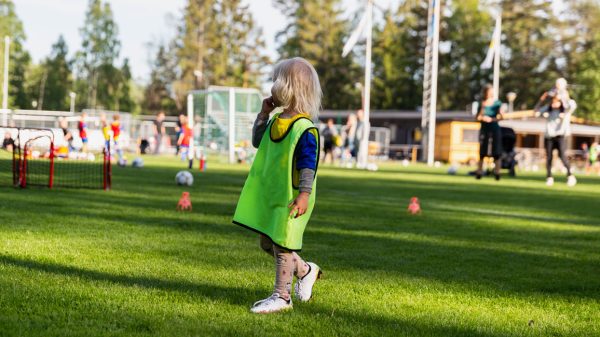 Öka tryggheten för barn inom idrotten | Friends